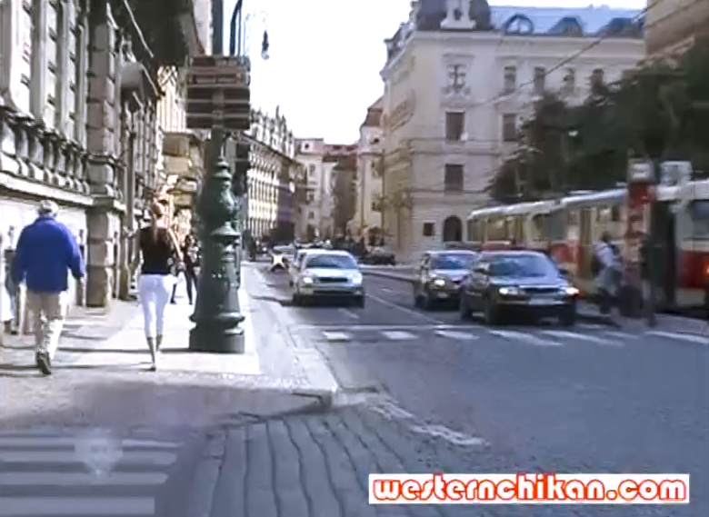 Stunning Model 20 yo is groped on a crowded tram. The groper calls a ...